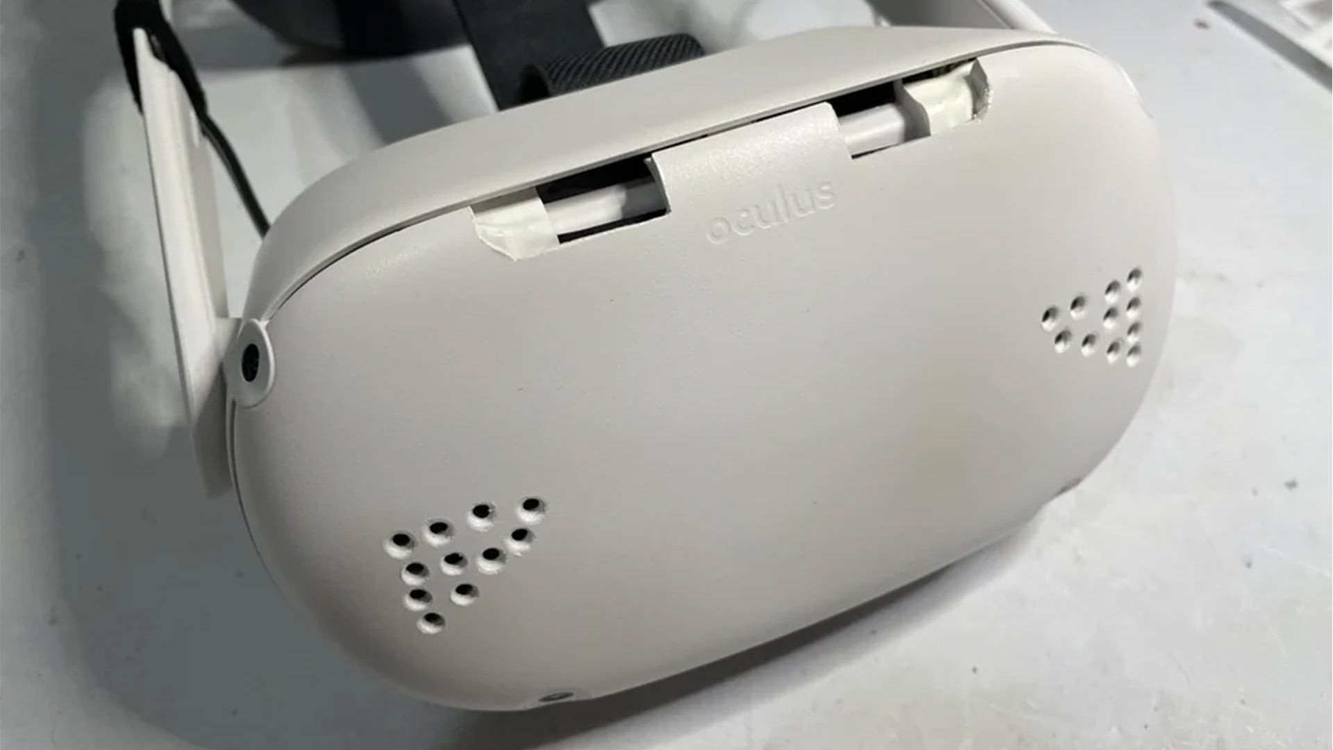 Meta Quest 2: Drill holes for better ventilation?