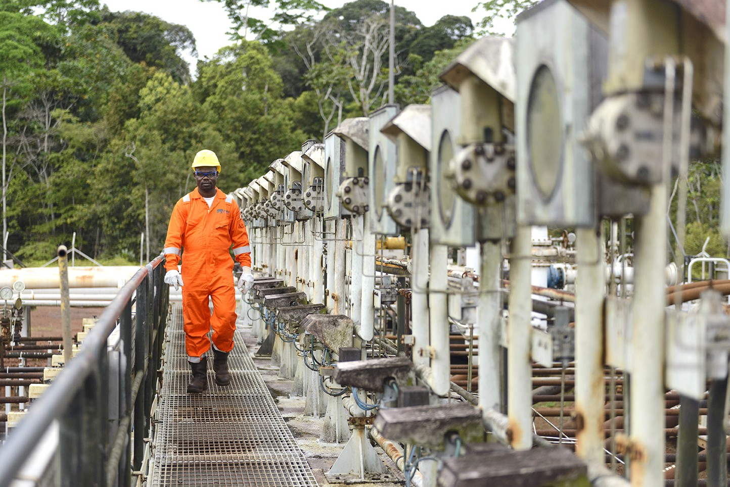 ESG noose is tightening on E&P funding, as UniCredit targets cuts