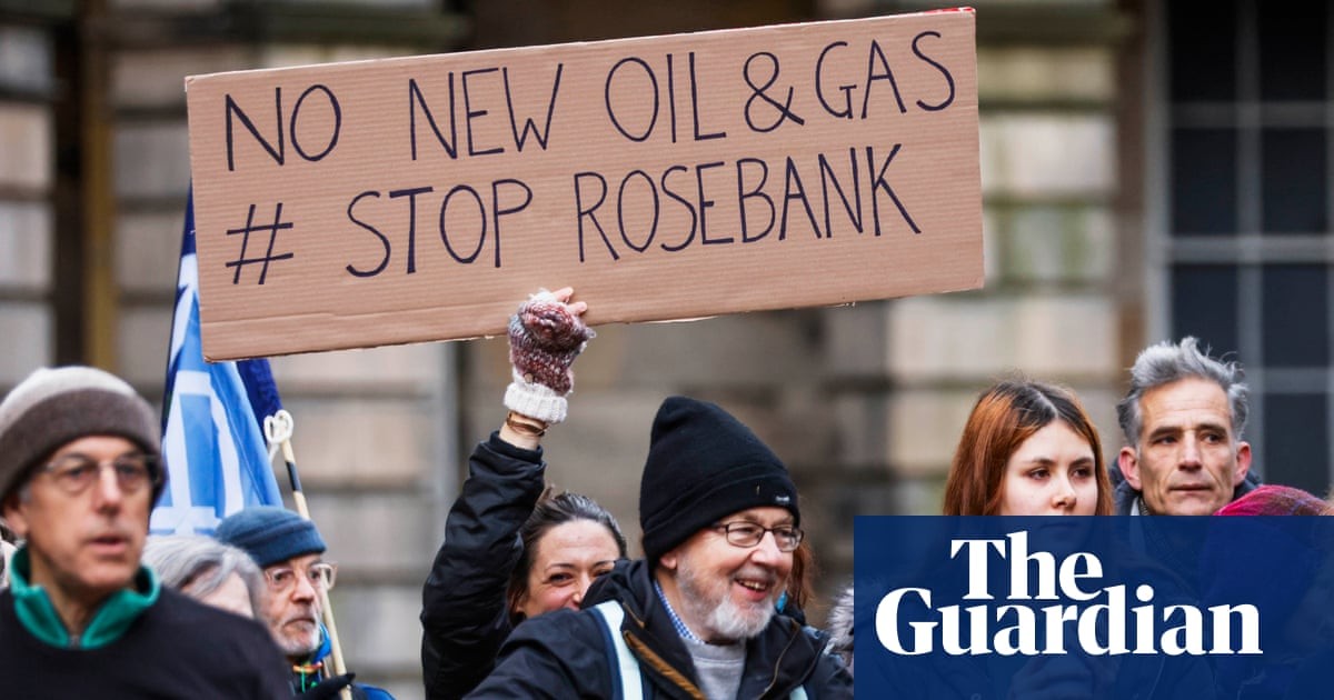Fossil fuel industry accused of seeking special treatment over oilf...
